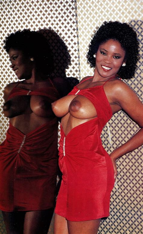 Jeannie Pepper Red Dress Defbug