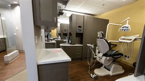 طراحی مطب دندانپزشکی 10 ایده جذاب دیزاین مطب دندانپزشکی گروه معماری بام آرک