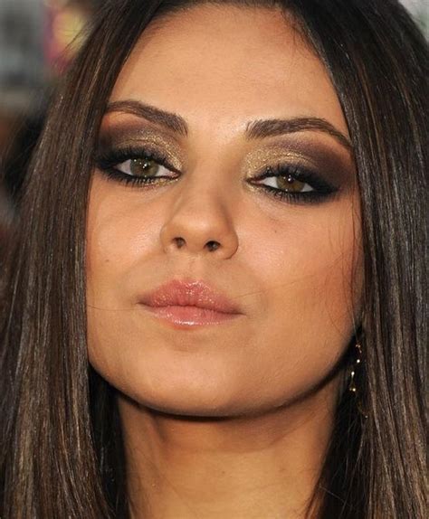 Mila Kunis Purple Smokey Eye