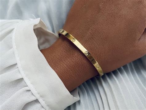 Aesthetic Minimal Gold Bracelet Eldor Jewellery