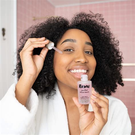 Hoe Vind Je Je Raww Cosmetics Gezichtsserum And Olie Nourished
