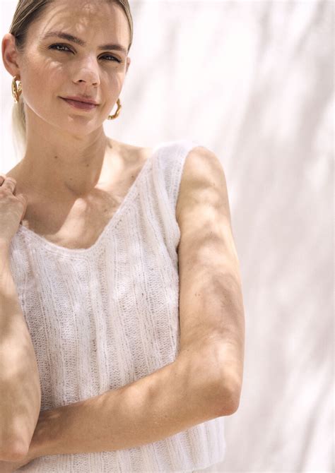 Sorine Womens Knitting Pattern Rowan