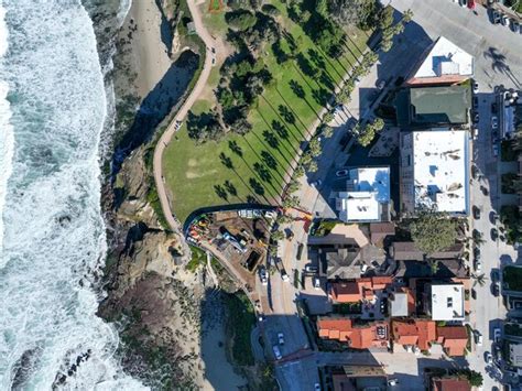 Premium Photo Aerial View Of La Jolla Cliffs And Coastline San Diego
