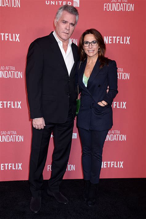 Ray Liottas Wife Find Out About His Ex Wife And His Fiancée Hollywood