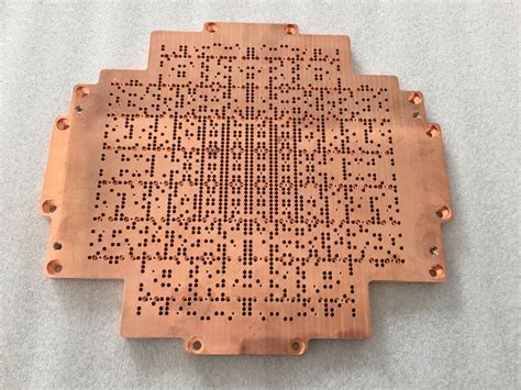 真空钎焊 波导 半导体冷板 液冷板 扬州明欧精密机械有限公司