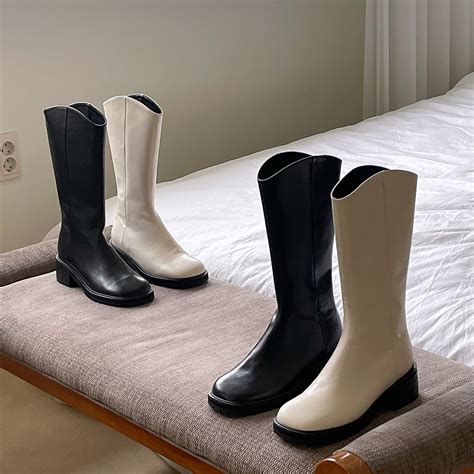 특가세일 블랙240 뒷지퍼 웨스턴 하프 미들부츠 5cm