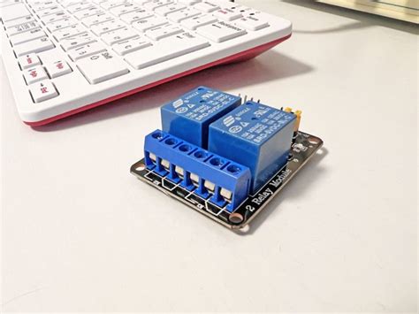 raspberry piでリレー回路を制御する方法 murasan lab