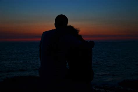 무료 이미지 바닷가 바다 연안 대양 수평선 실루엣 해돋이 일몰 아침 웨이브 새벽 어두운 황혼 애정 그림자 로맨스 낭만적 인 어둠 함께