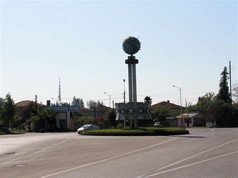 გია ჭანტურიას მოედანი Zugdidi