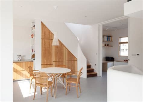 Scenario Lowers A Ceiling To Create A Sunken Roof Terrace