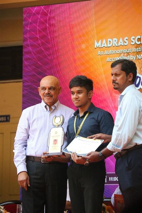 santhosh kumar on linkedin collegeday bestinternaward