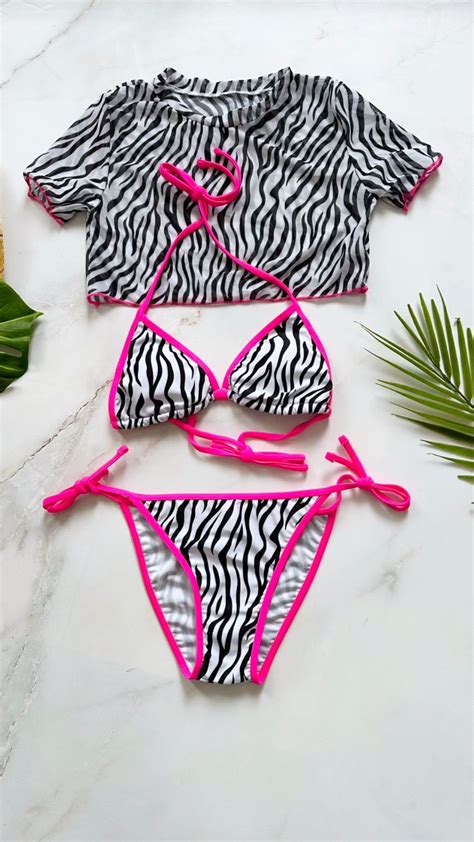 ДИТЯЧІ КУПАЛЬНИКИ ТА ПЛАВКИ Ціна 795 грн Розміри на зріст 122 128см Подвійна тканина не