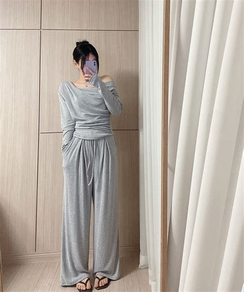 맞주름 통 와이드 찰랑 팬츠 에이블리