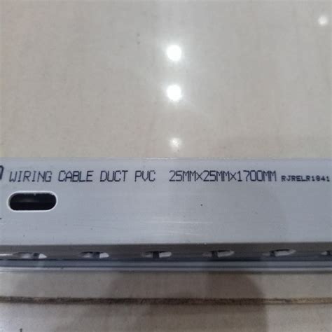 Jual Niso Pmd Kabel Duct 25x25 Lubang 1 7 M Abu Abu Wiring Cable Duct Pvc Shopee Indonesia