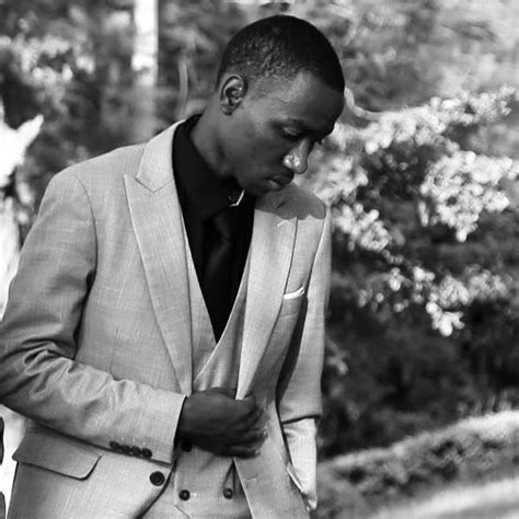 Wìzzy Êãsy Kinguno6 • Threads Say More