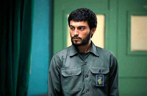 معرفی بازیگران و عوامل قهرمان جندی شاپور بازیگر زخم‌کاری به فجر می‌رود