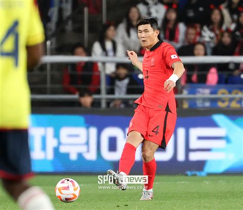 우승 유력 맨유 이적설에 답한 김민재 오직 경기에 집중하고파 네이트 스포츠