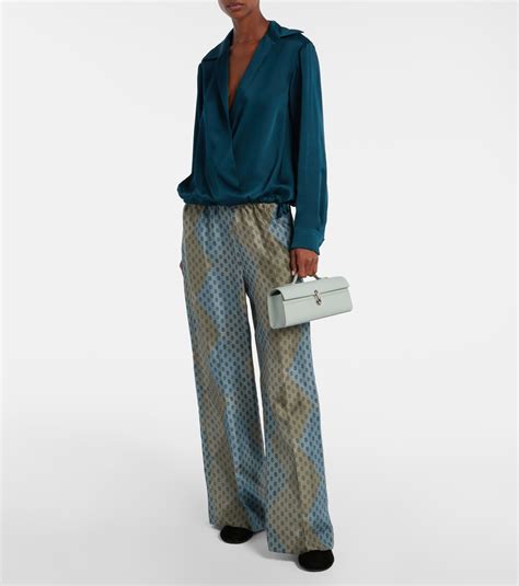 Slim Symmetry Leather Tote Bag In Green Savette Mytheresa