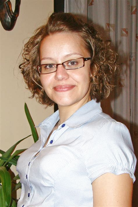 Single Milf Mega Targets Photo