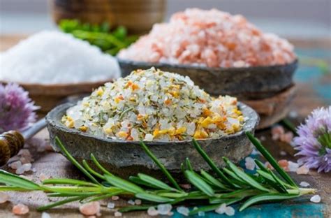 «Вкусная соль» - 4 простых рецепта в домашних условиях