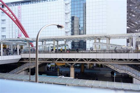 なんでもない立川 JR立川駅北口の歩行者デッキ 伊勢丹立川店前から多摩モノレール下あたり2020年1月 いいね立川