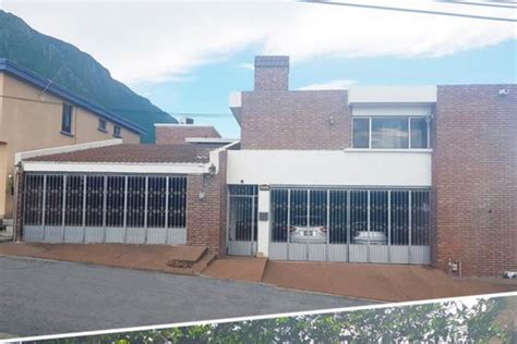 Venta De Casa Marco Tulio Cicerón Colonia Contry La Silla Cp 67173