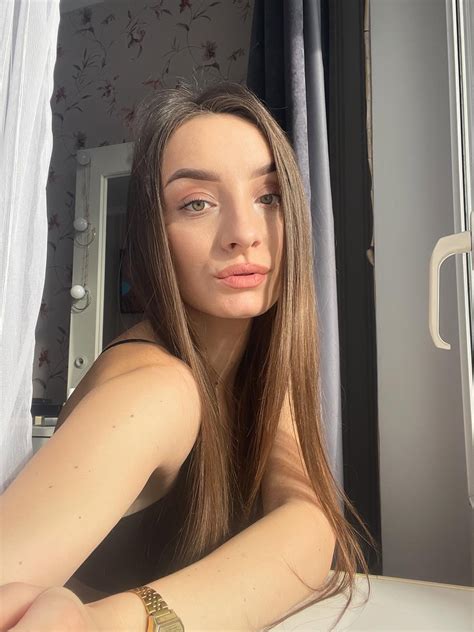 робила опитування на скільки років виглядаюто практично всі дали 30 35