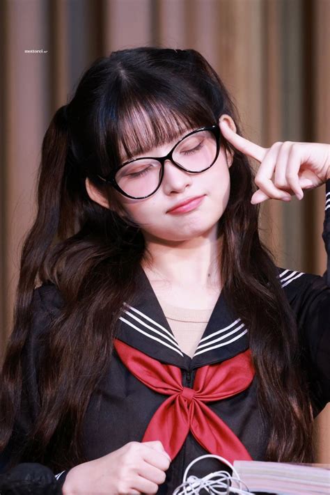 [아이브] 나고야에서 온 미소녀 레이 최근짤  Mlbpark