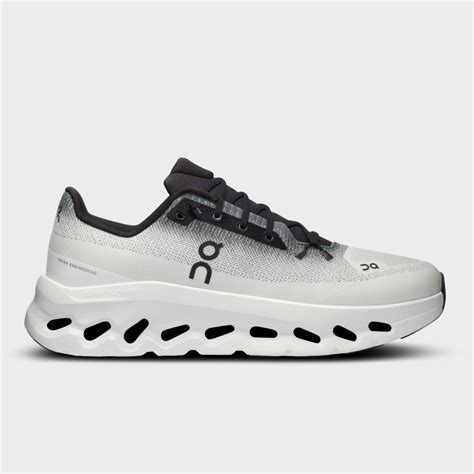 7 Best On Cloud Shoes For Men 2025