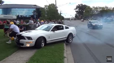 Ford Mustang Shelby Gt500 Plows Into Crowd At Annapolis Car Show Art