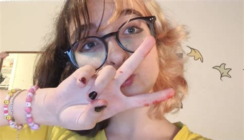 Martin Mendonça Lança Single Da O Filha O Corpo Morto De Charlie D