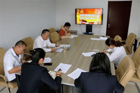 苏尼特右旗政务服务局开展党规党纪专题学习周集中学习会张岩彬