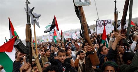 ລາຍການກະຈາຍສຽງຂອງວີໂອເອລາວ ກຸ່ມກະບົດ ຮູຕີ ຂອງ ເຢເມນ ໂຈມຕີກຳປັ່ນບັນທຸກສິນຄ້າ