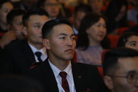 Ч ДАВААБАЯР Дэлхийн хүнсний нөөц хүн төрөлхтөнд хүрэлцэхгүй болох эрсдэлтэй