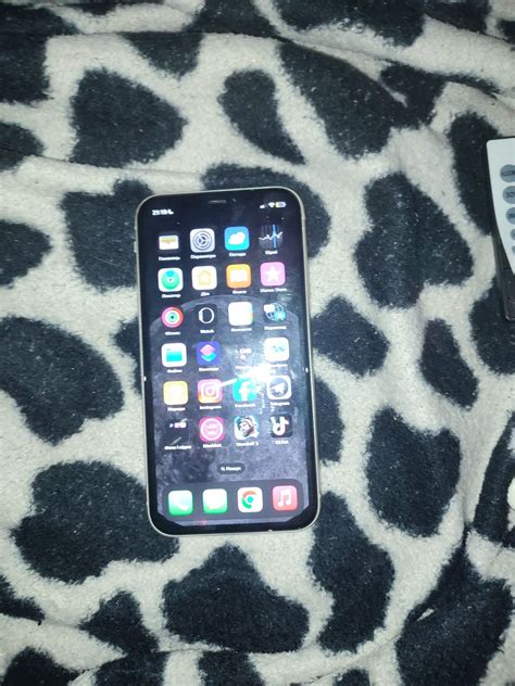 Продам Телефон Айфон 11 2 700 грн Мобільні телефони смартфони Захарівка на Olx