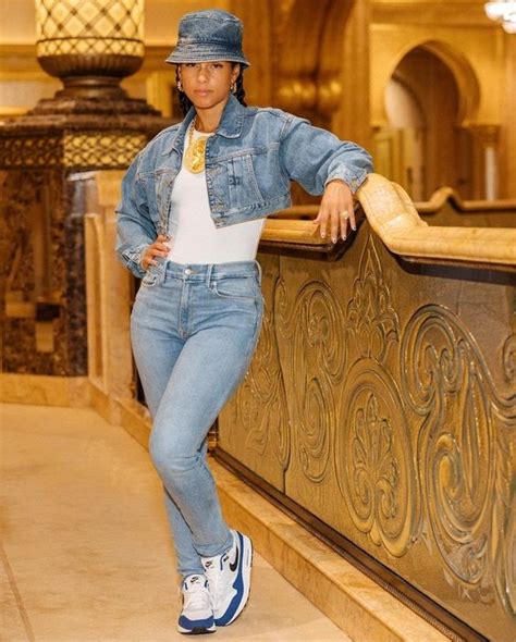 Alicia Keys Bio 6 Unforgettable Fashion Moments That Redefine