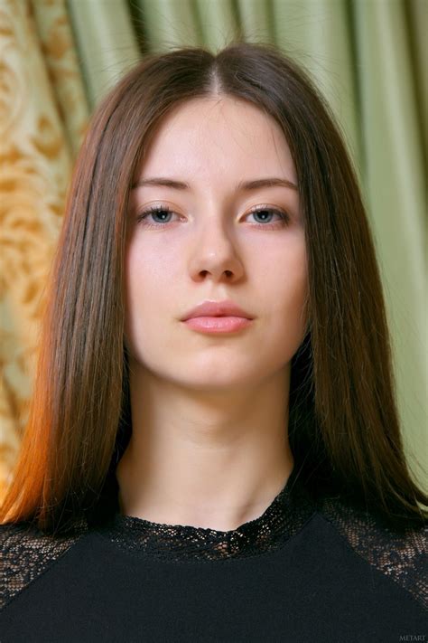 Metart Magazine Long Hair Met Art Smiling Portrait Display Belly