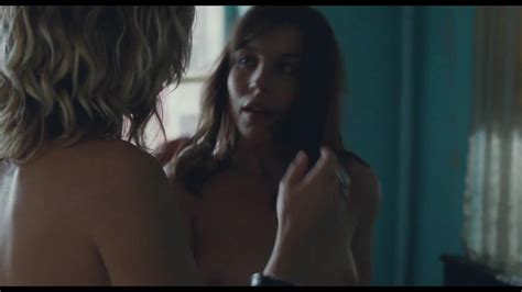 Flore Bonaventura Nude Pics Página 1