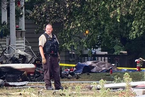 У США літак впав на житловий будинок є загиблі Новости Section Ukr Net