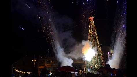 Запалване на светлините на Коледната елха в Казанлък Youtube