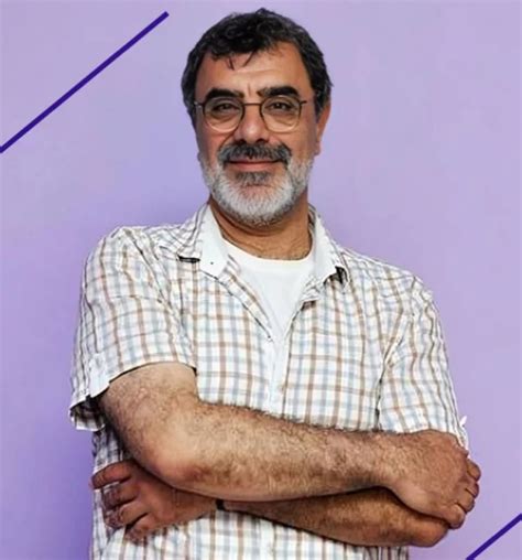 بیوگرافی سیامک احصایی، از زندگی در امریکا تا بازیگری و شهرت