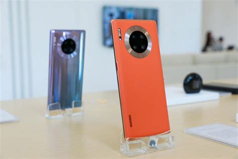 Huawei Surpasses Apple In Annual Smartphones Sales With Million Units Shipment Huawei Central