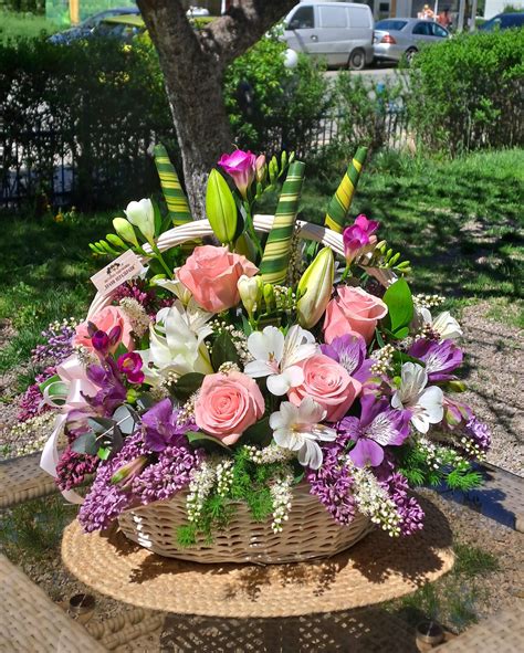 Магазин за цветя Ачи Added A New Photo Магазин за цветя Ачи