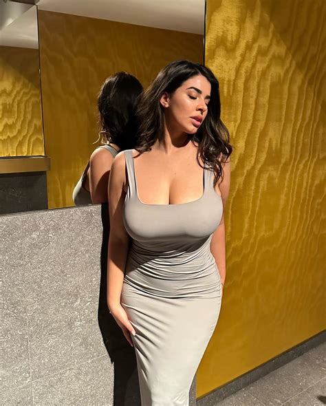 Anna Is The Instagram Of The Day Drunkenstepfather Com