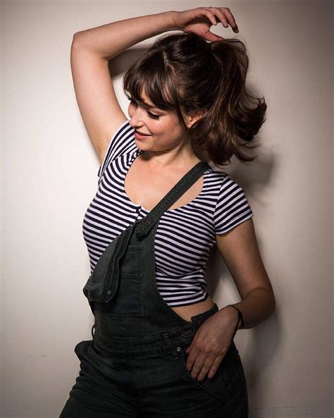 Milana Vayntrub Curiousandhorny