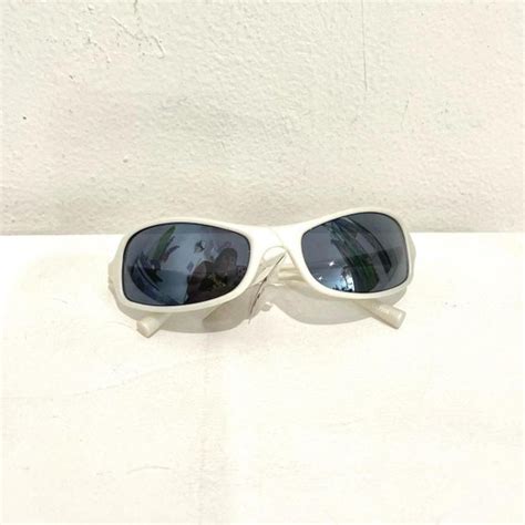 90s Speediesy2k Pamela Anderson Inspired Sunglasses Gem