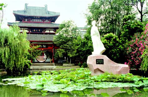 阿Q의 시 읽기 25 이태백의 인생길 험난하여라 제1수 行路難 第1首 월간조선