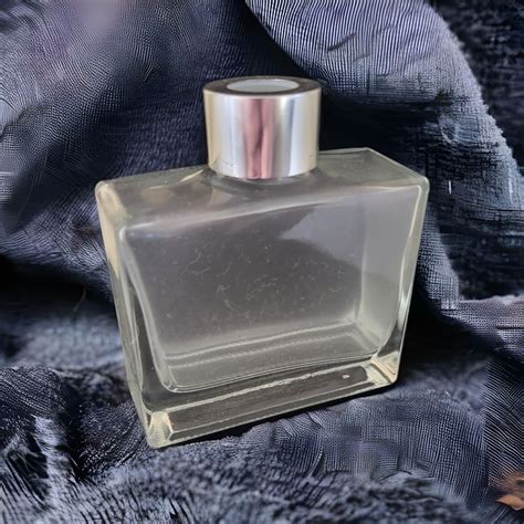 ML Elegant Clear Rectangular Glass Silver Clear Cap Diffuser