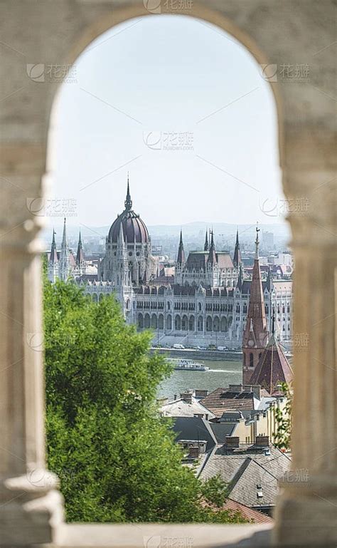 国会大厦的景色。历史旅游中心。匈牙利。布达佩斯素材 花瓣网