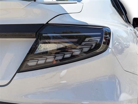 Led Tail Lights With Sequential Indicators White Led Drls And Clear Len Auto Lighting Garage